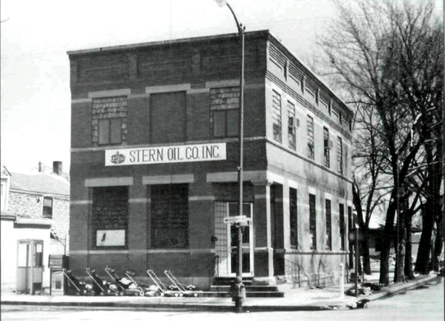 300 Block East Main Street